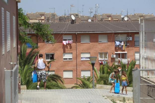 La Coma exige publicar las listas de espera de los pisos sociales y ...